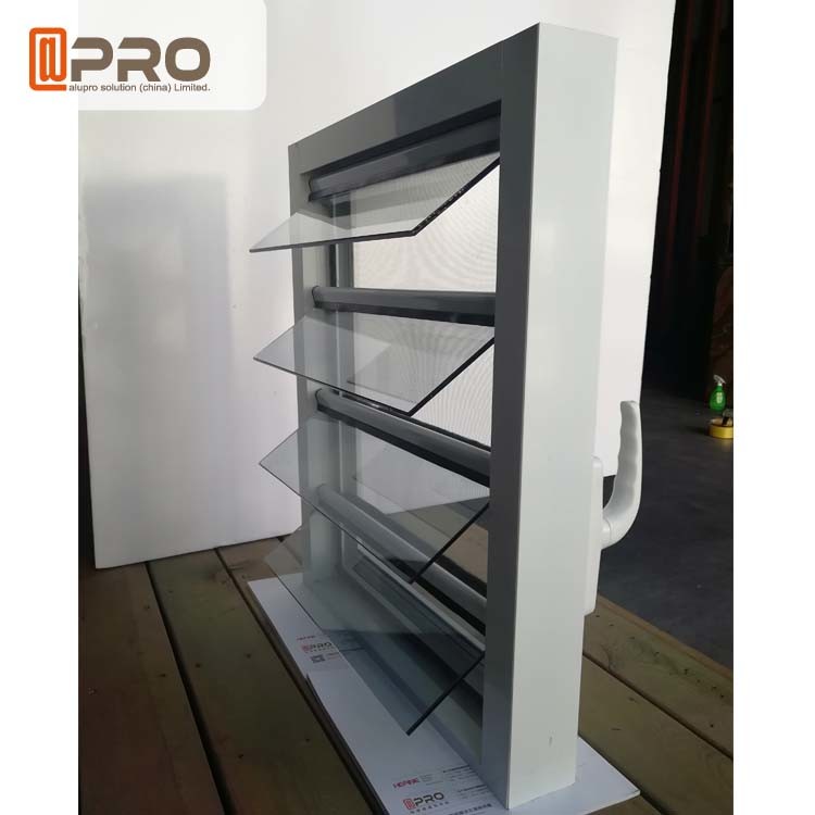 Louvre regolabile Windows della gelosia di ventilazione con la maglia ...